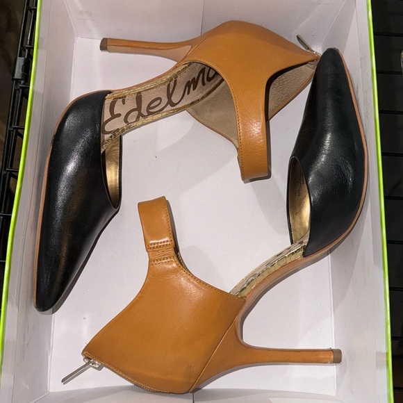 Sam Edelman | Shoes | Sam Edelman Della Black Camel Leather Heels 95 ...